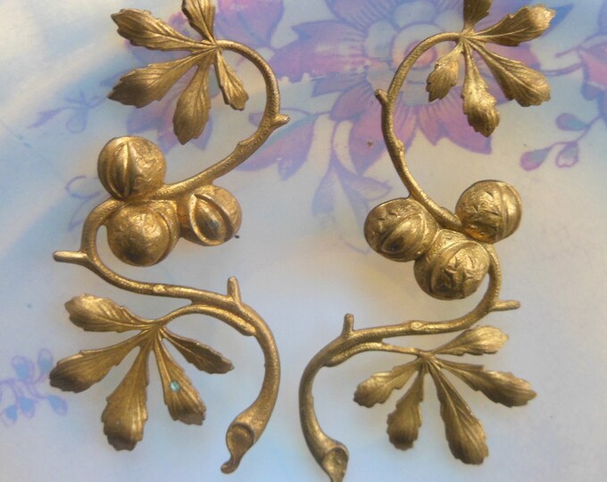 Victorian Garden Vine (1 Pair) - Etsy