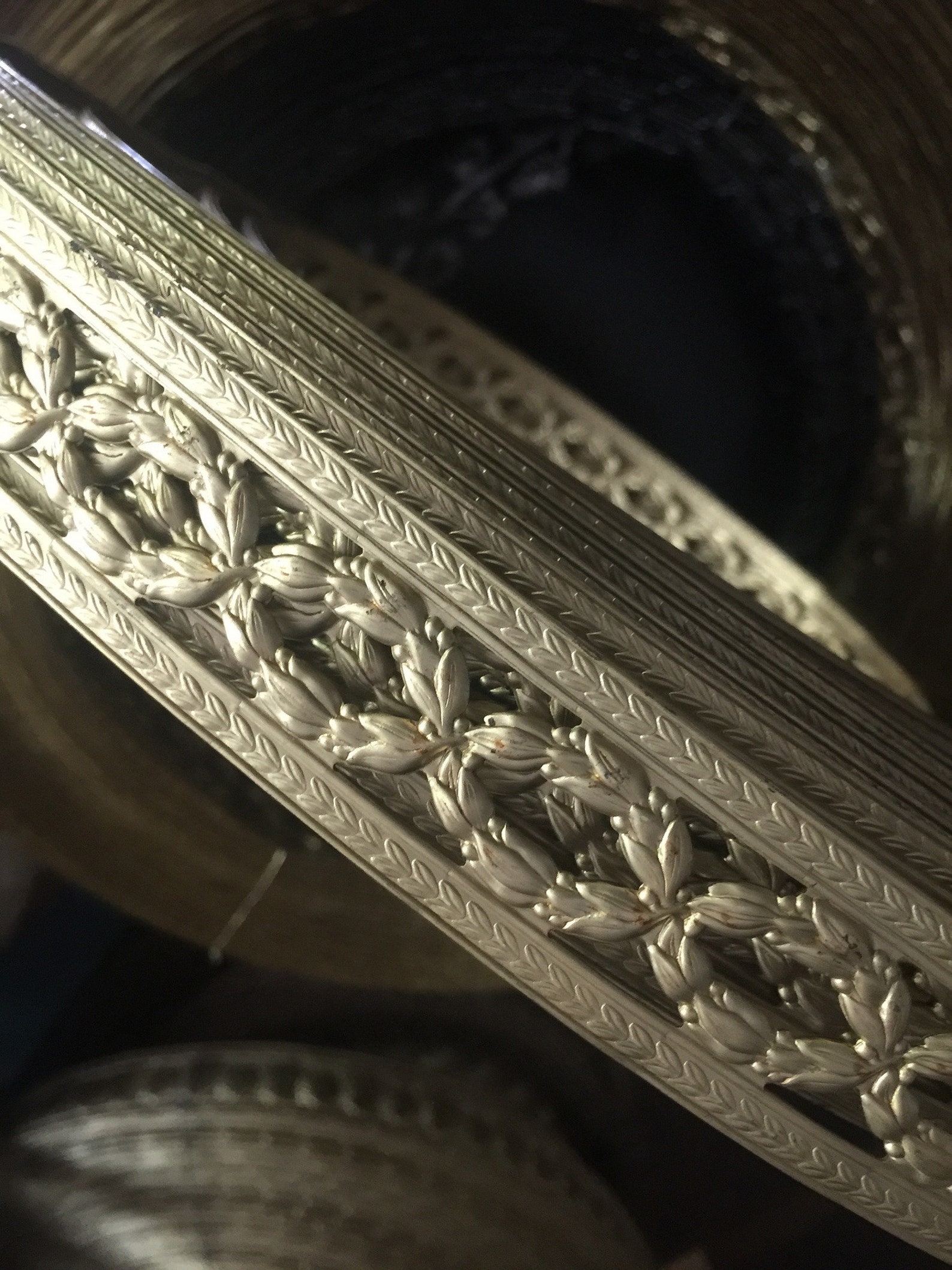 RARE Laurel Wreath Gallery Banding 1 Foot | Etsy