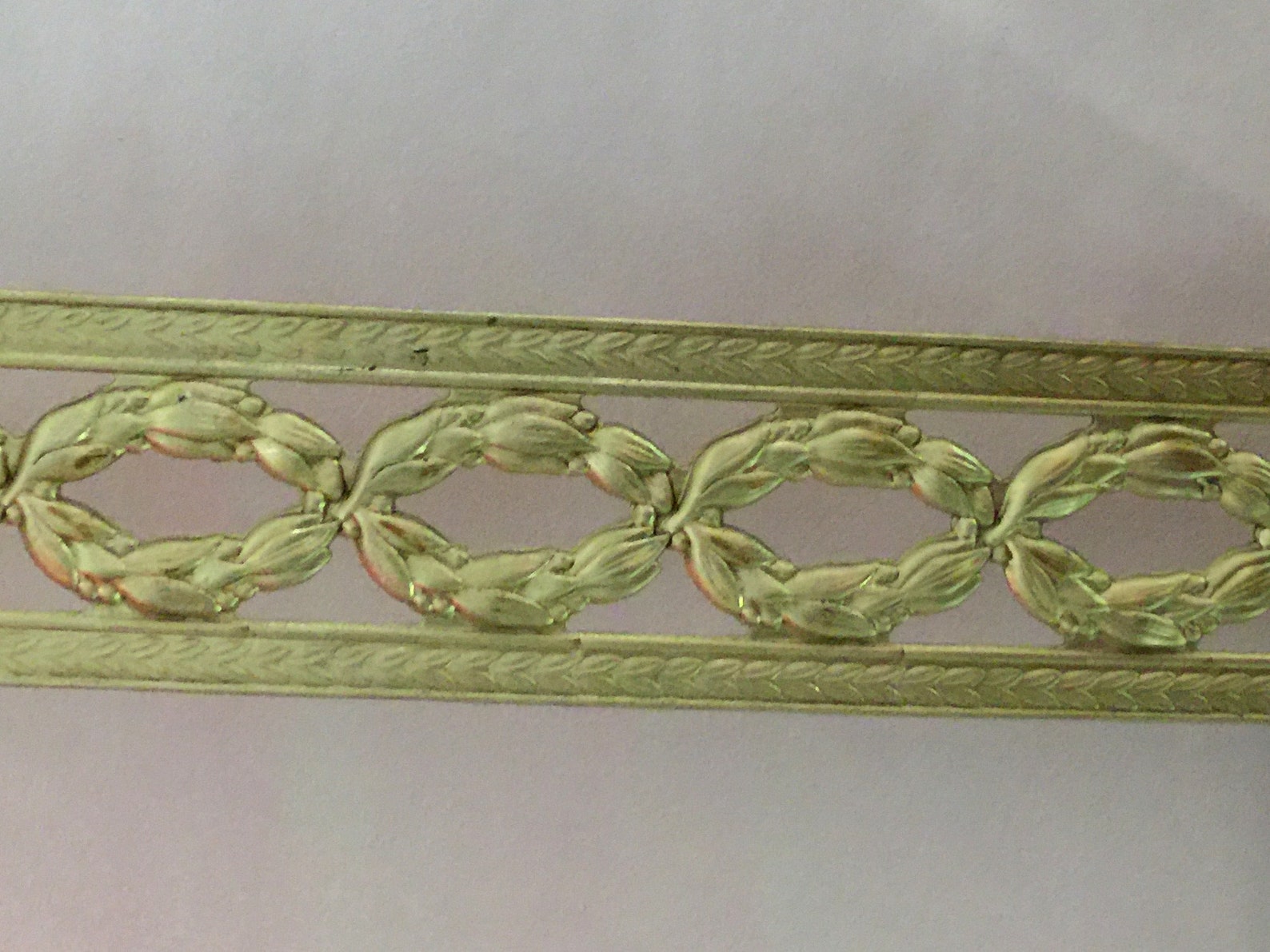 RARE Laurel Wreath Gallery Banding 1 Foot | Etsy