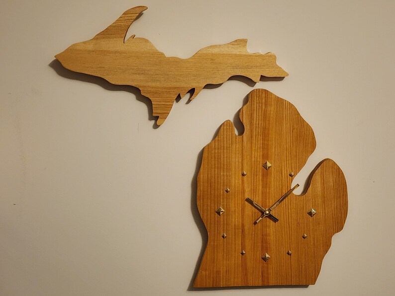 Wall Clock in the Shape of Michigan 15 in X 10 in (upper and Lower ...