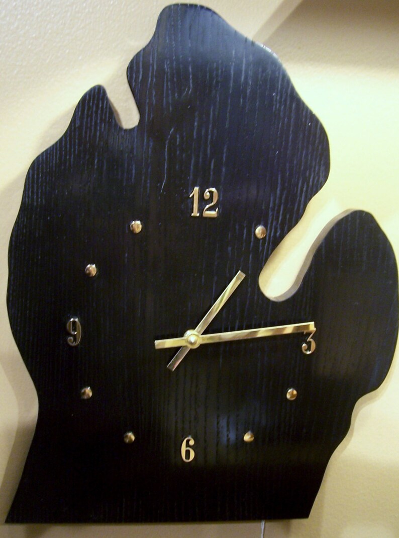 Wall Clock in the Shape of Michigan 15 in X 10 in (upper and Lower ...