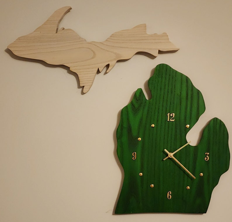 Wall Clock in the Shape of Michigan 15 in X 10 in (upper and Lower ...