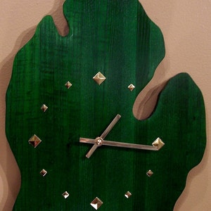 Wall Clock in the Shape of Michigan 15 in X 10 in (upper and Lower ...