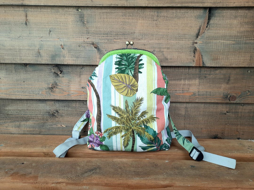 Tropical Backpack With Kiss Lock Frame | Retro Style Palm Leaf Print ...