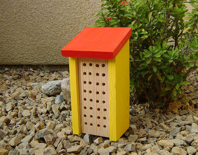 Solitary BEE HOUSE Yellow and Red Hand Made Hand Painted. - Etsy
