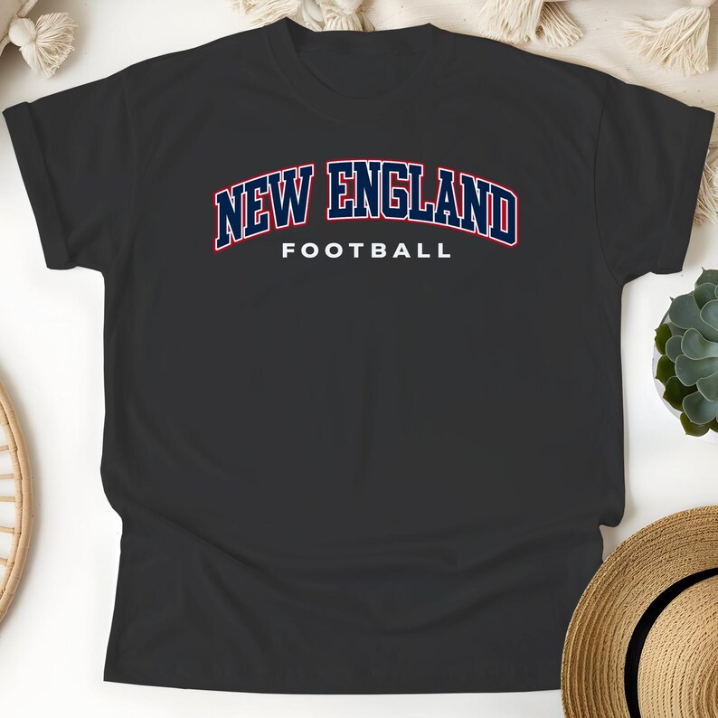 Vintage New England Patriot Shirt, the Pats Fan Gift Crewneck, Retro ...