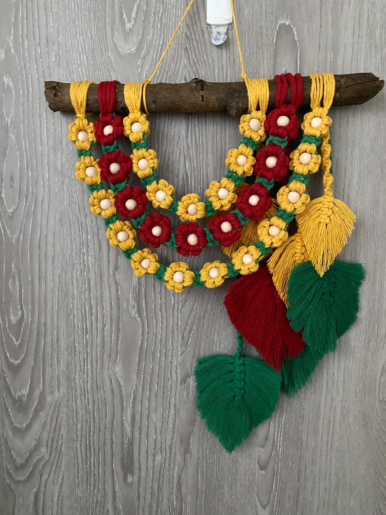 A Floral String Ornament #handmade - Etsy