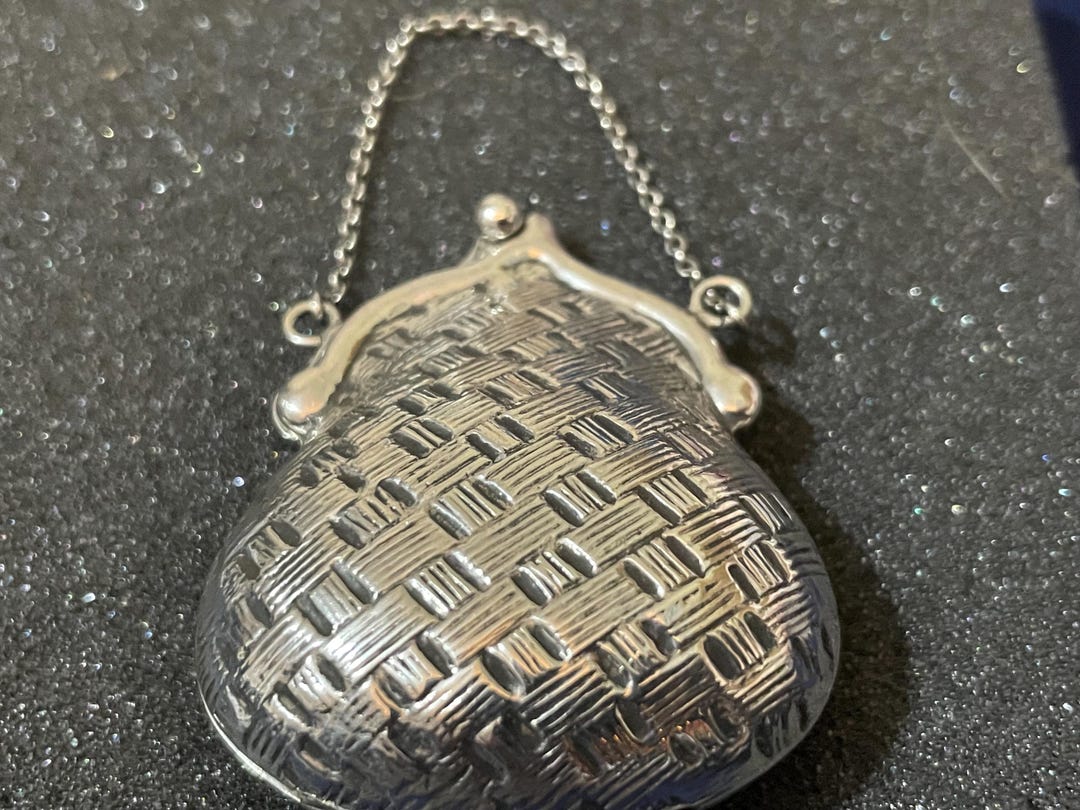 Silver Purse Locket, Miniature Basket Weave Handbag Pendant, Kiss Clasp ...