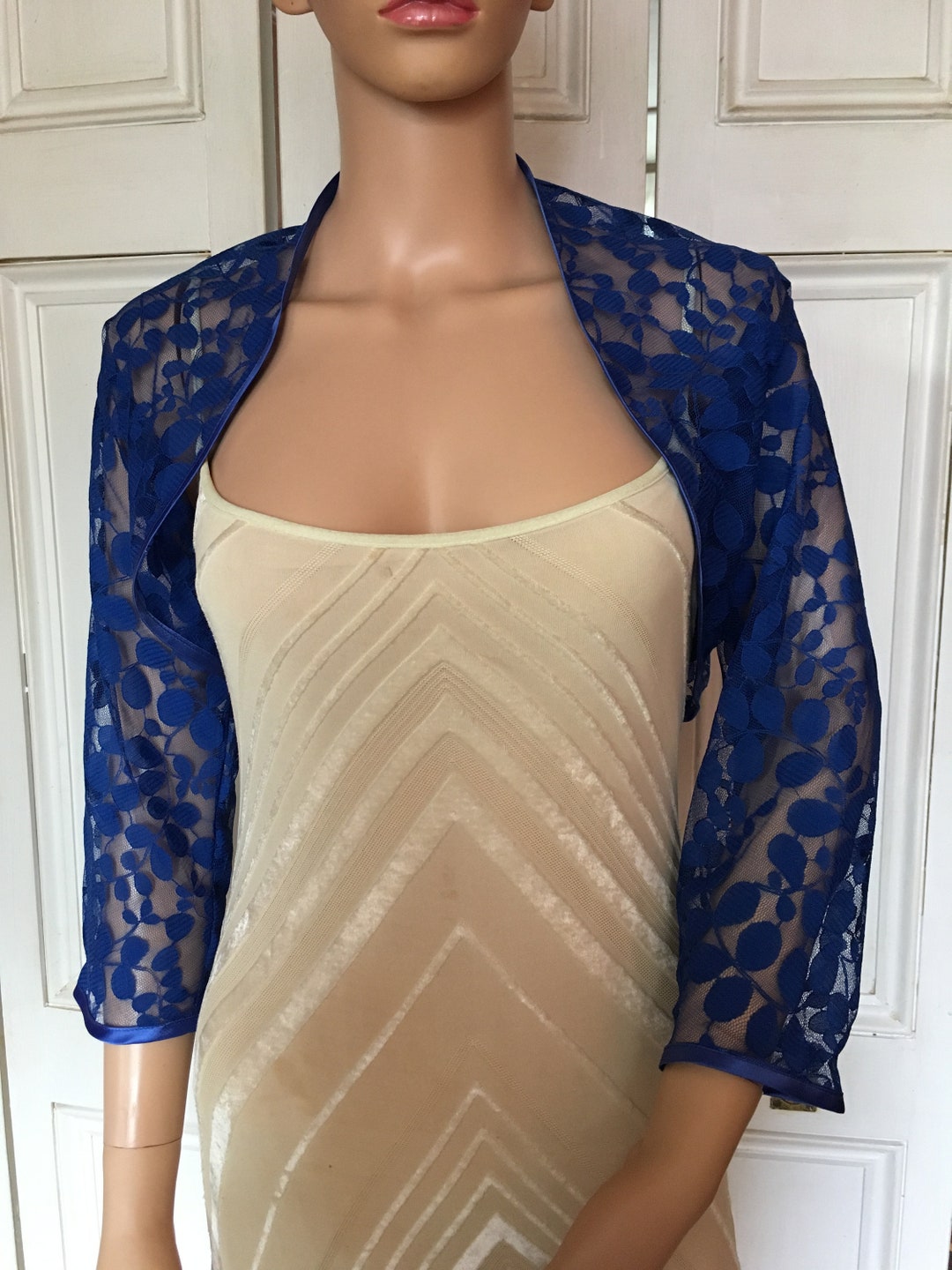Royal Blue Leaf Design Lace Three Quarter Length Sleeved Bolero/shrug ...