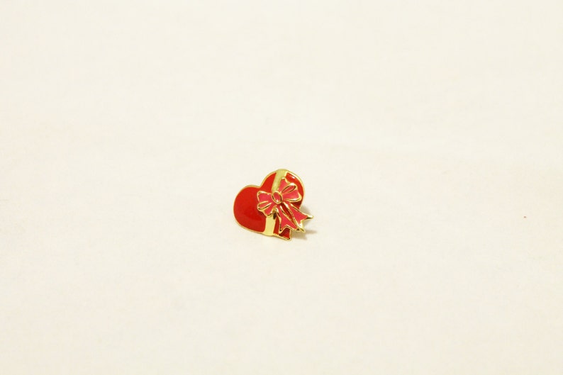 Pretty Heart Pin With Gold and Pink Ribbon and Bow - Etsy