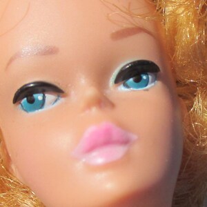 White Ginger Barbie Doll Bubble Cut Bubble Gum Pink First Issue 1961 ...