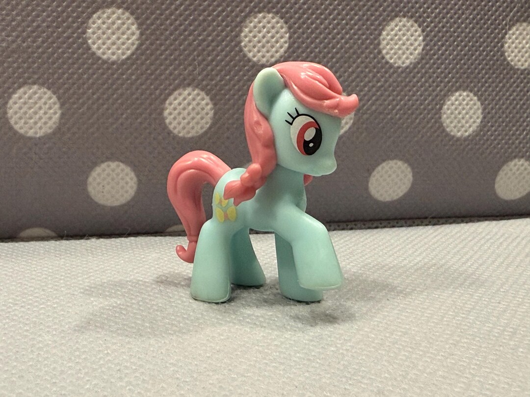 My Little Pony G4 Mini Blind Bag Figure Strawberry Ice 2017 Wave 20 MLP ...