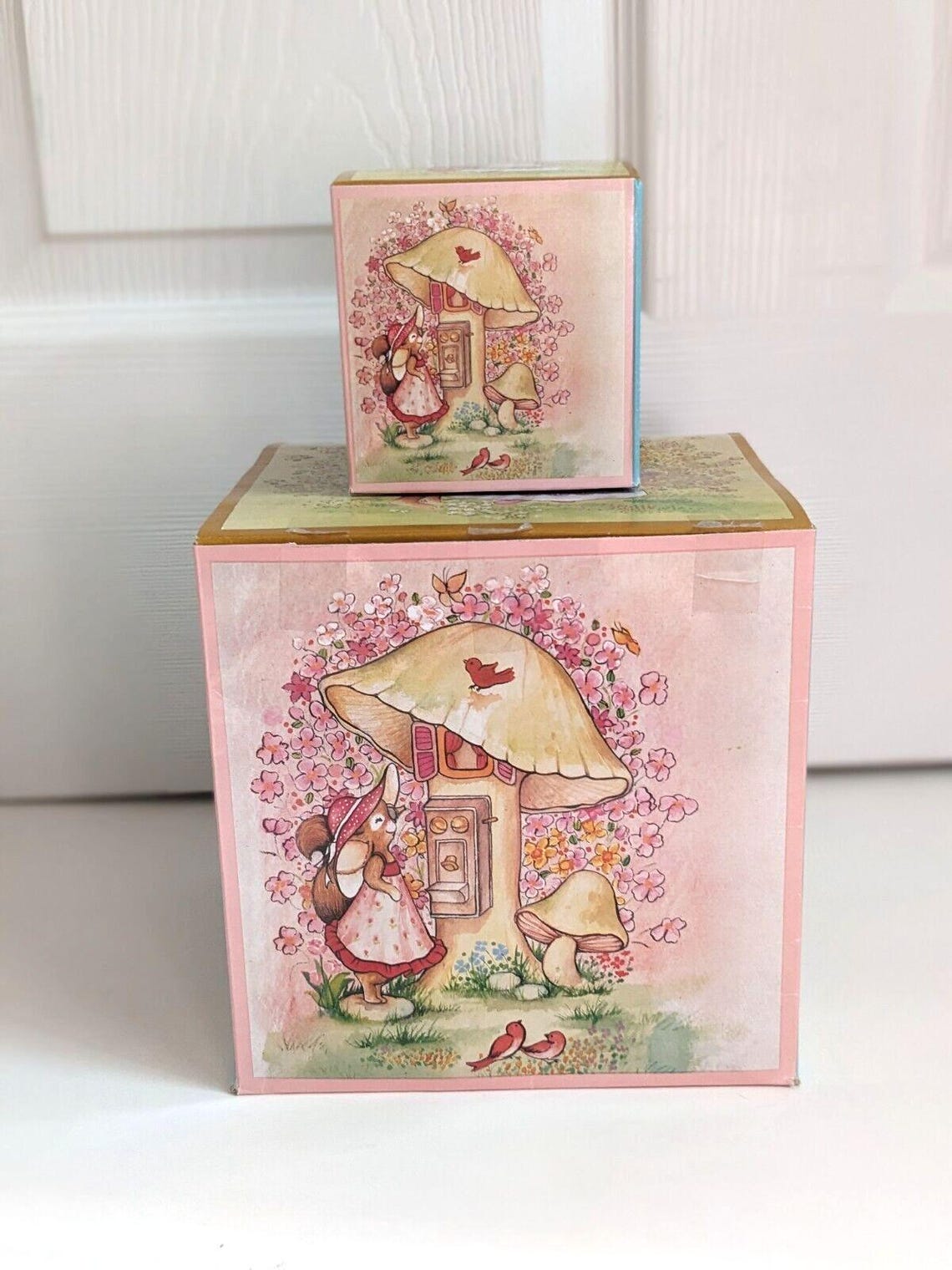 Vintage Mid-century Jiffy Gift Boxes Cute Cartoon Squirrels in Mushroom ...