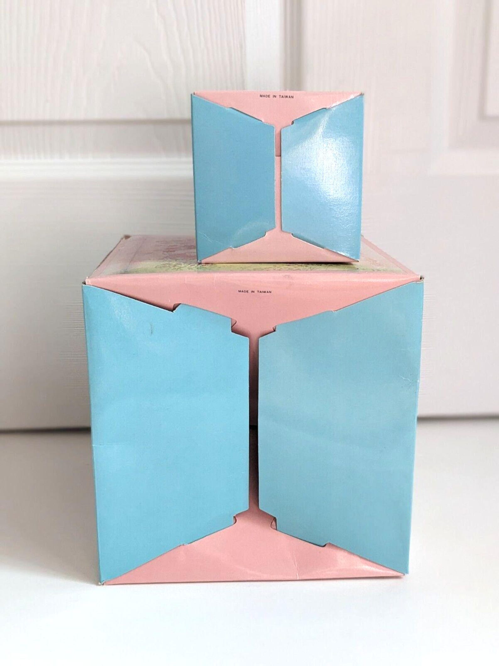 Vintage Mid-century Jiffy Gift Boxes Cute Cartoon Squirrels in Mushroom ...