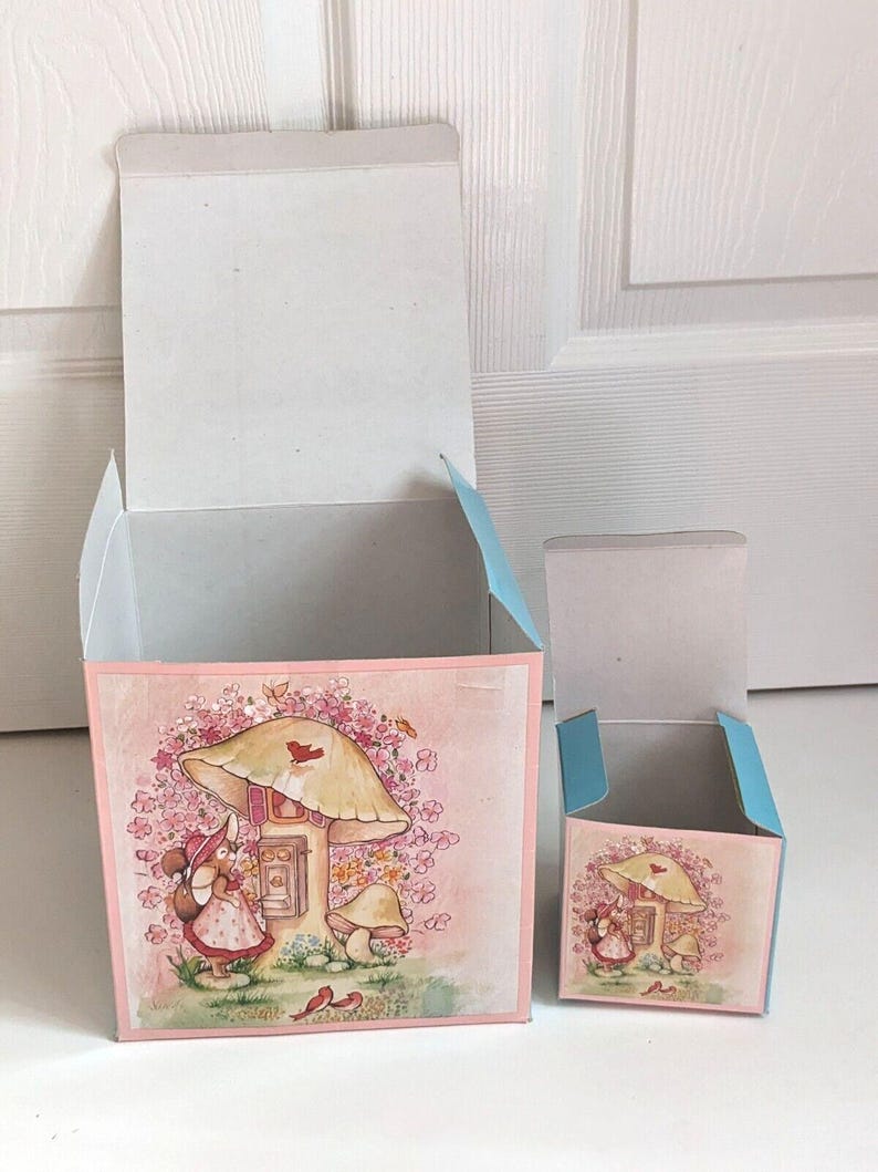 Vintage Mid-century Jiffy Gift Boxes Cute Cartoon Squirrels in Mushroom ...