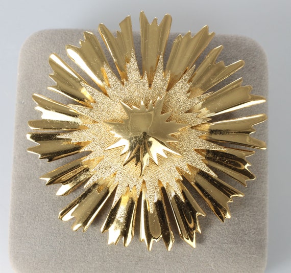 Modernist Monet Atomic Starburst Brooch gold tone 196… - Gem