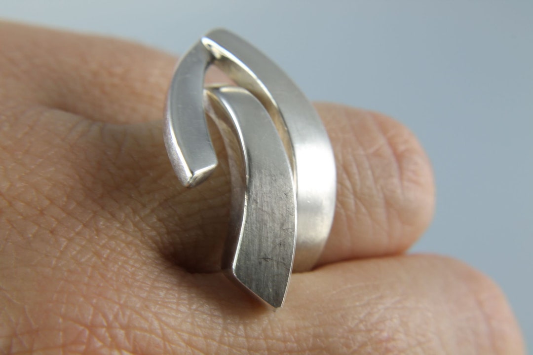 Israel Modernist Futuristic 999 Silver Ring, Brushed, 1990s Contemporary Design - Etsy