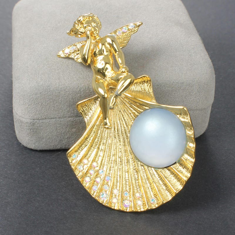 Shell Brooch - Etsy