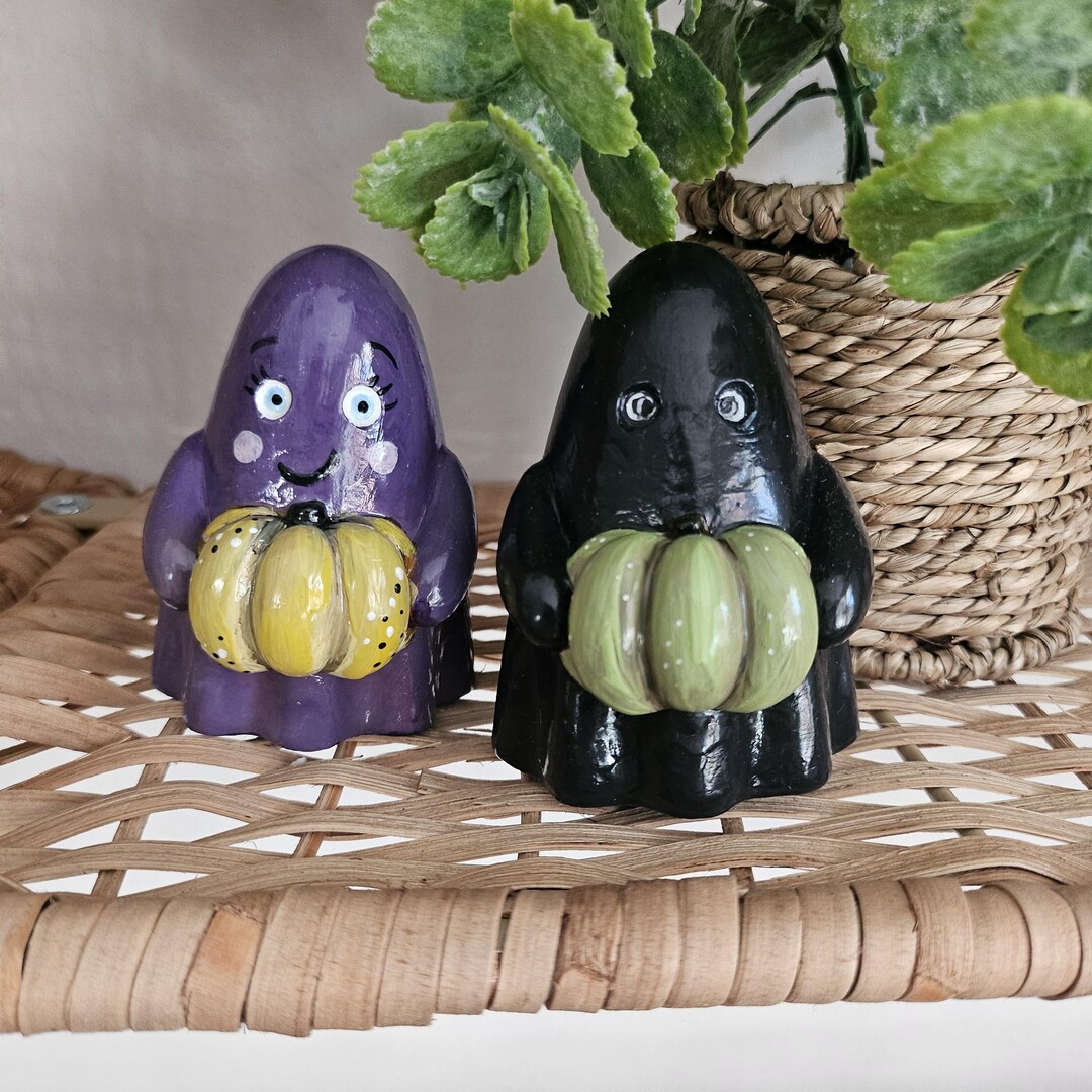 Handmade Ghost Friends Set, Porcelain Powder Figurines, Cute Halloween ...