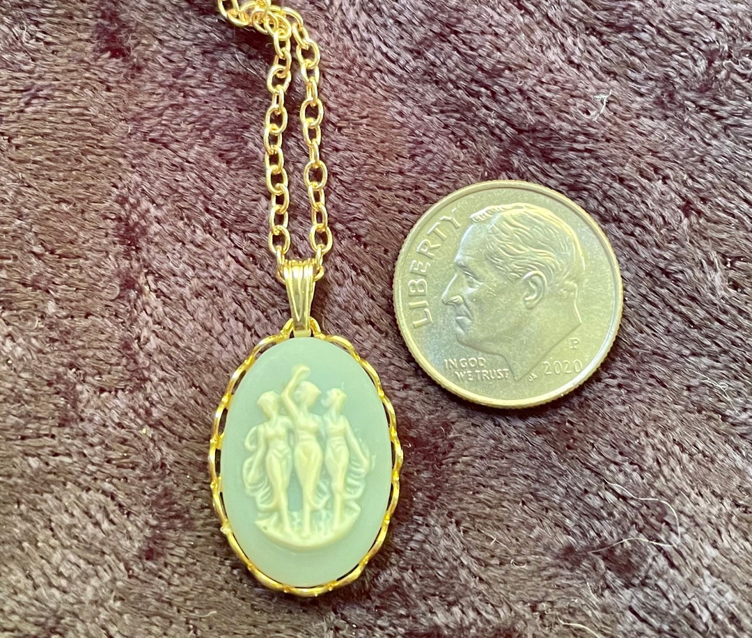 Small Vintage Wedgewood Blue Cameo Pendant Necklace: Gold Lace, 3 ...