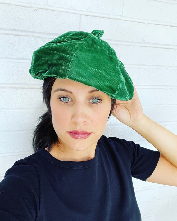 Green Velvet Feather Beret Style with Feathers - Gem
