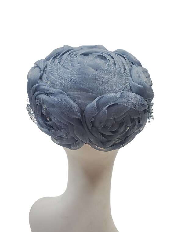 1960s Cornflower Blue Stylized Flower Fascinator Hat … - Gem