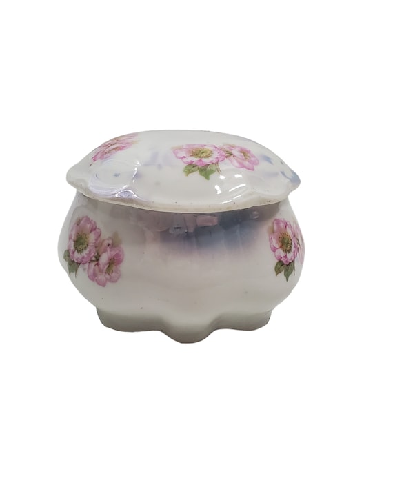 Vintage White Floral Porcelain Trinket Box with Lid, … - Gem