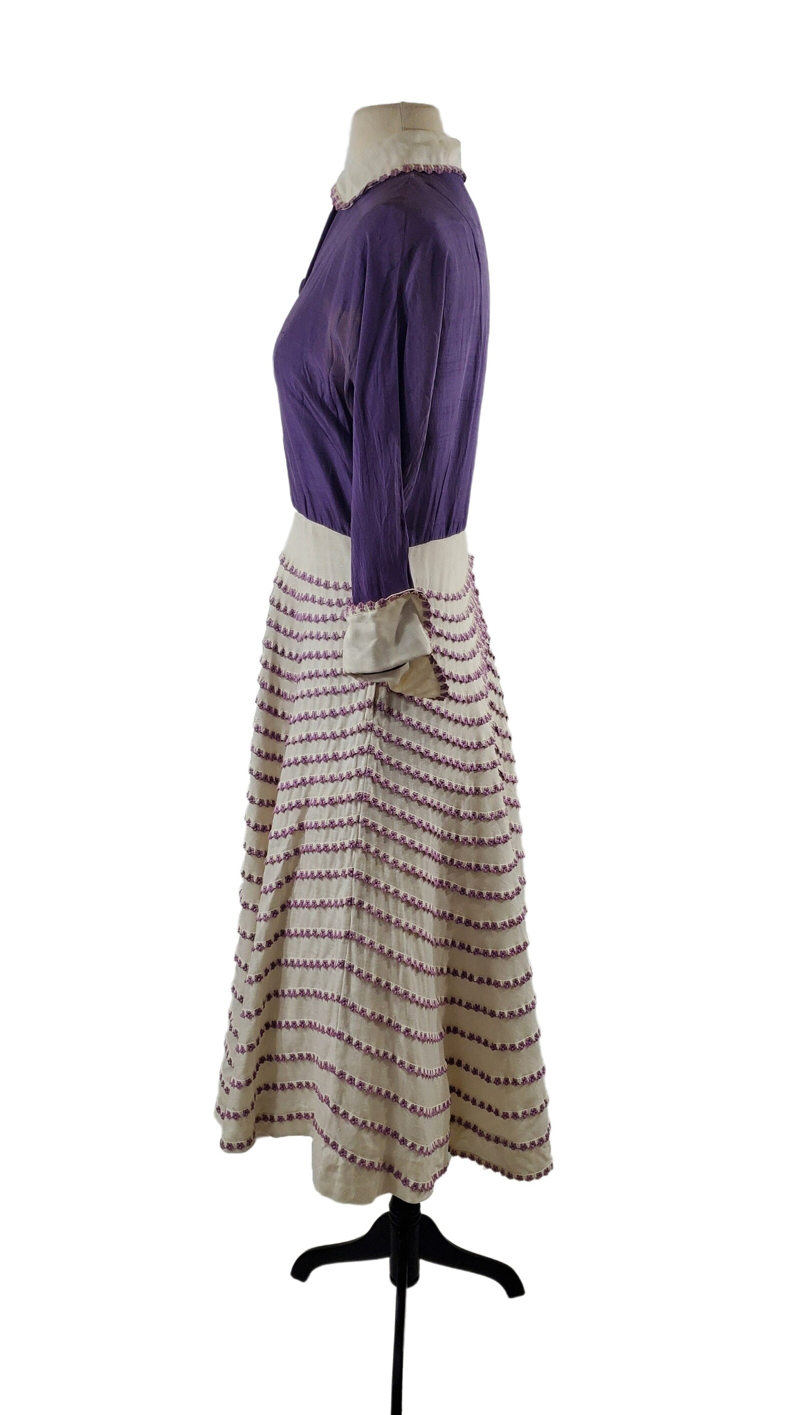 1950s Purple and off White Flower Stripe Dress, Estate Fresh - Etsy