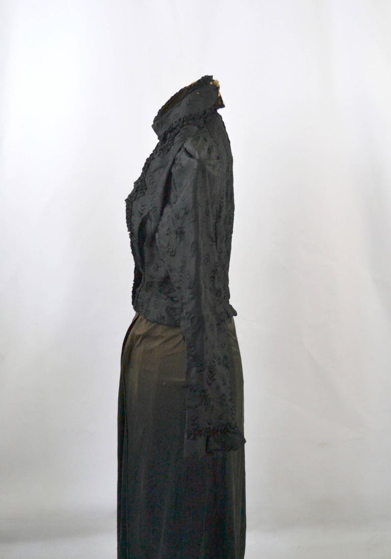 1880s/1890s Victorian Black Damask Ruffled Jacket Display - Etsy