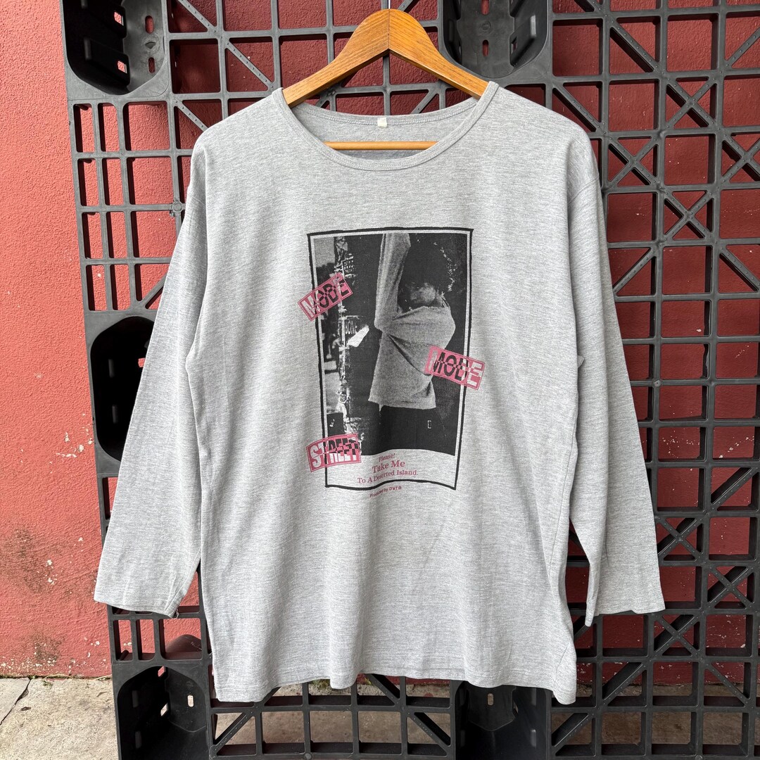 Oversize Potrait Japanese Girl Mode Street Art Tee / Size M - Etsy
