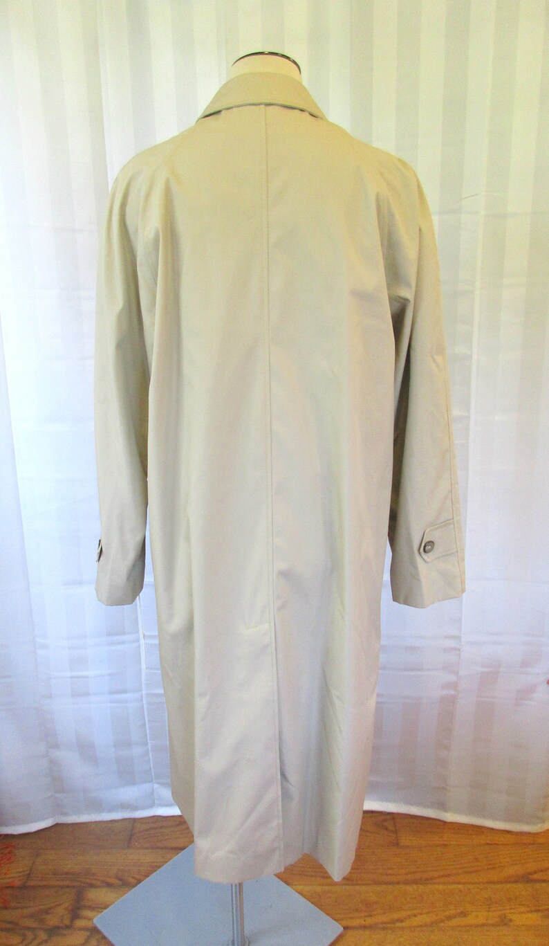Vintage Dead Stock Trench Coat 1960s 1970s Rain Coat 42 Bust L XL Beige ...