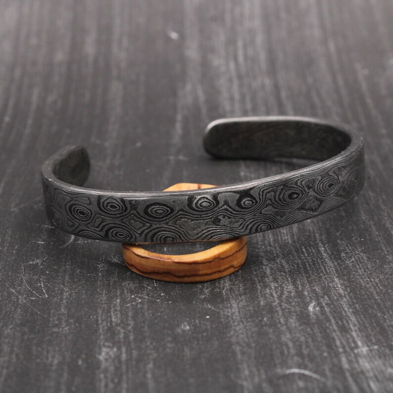 Hammered Damascus Steel Cuff Bracelet, Unique Hand Forged Viking Arm ...