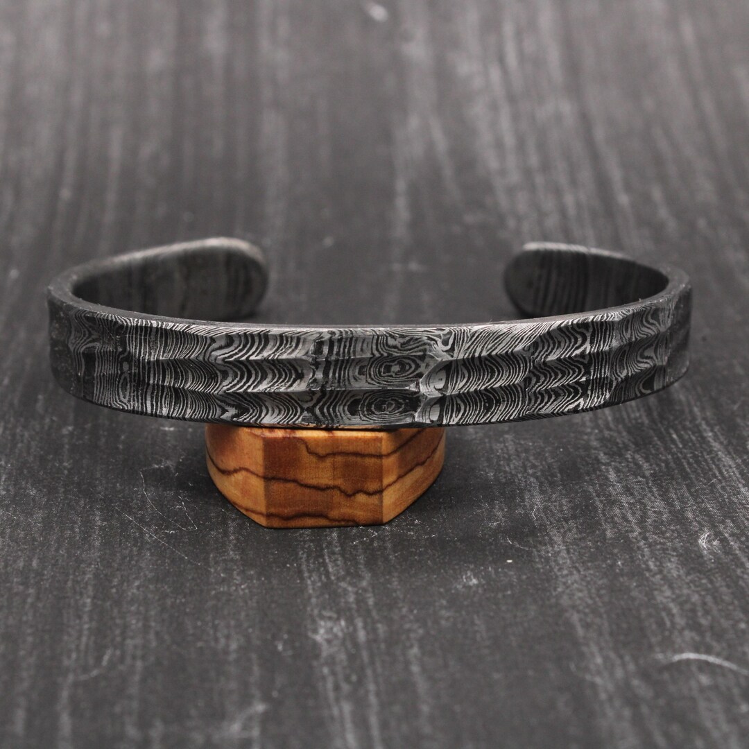 Hammered Damascus Steel Cuff Bracelet, Hand Forged Viking Arm Ring ...