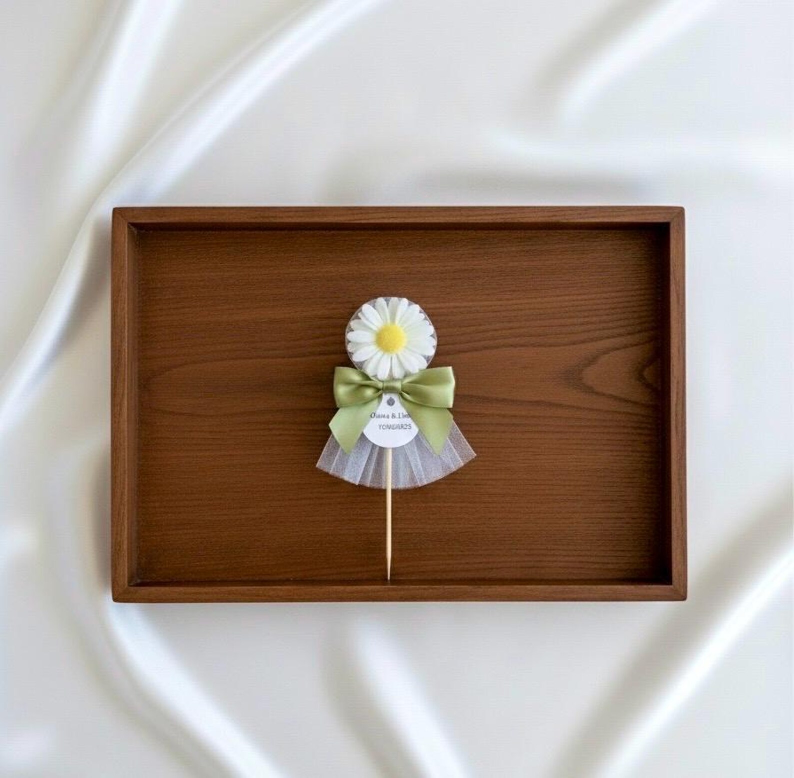 Personalized Daisy Flower Candle , Wedding Favor, Guest Gifts for Your ...