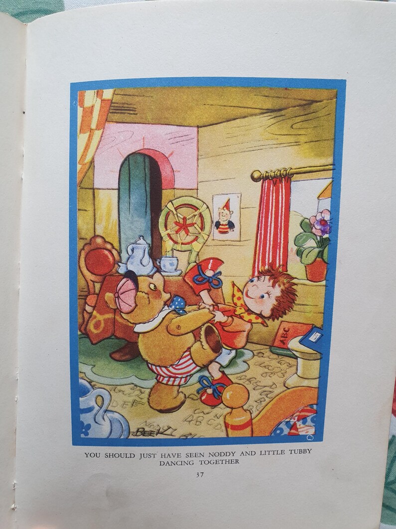 Noddy Goes to School by Enid Blyton - Etsy