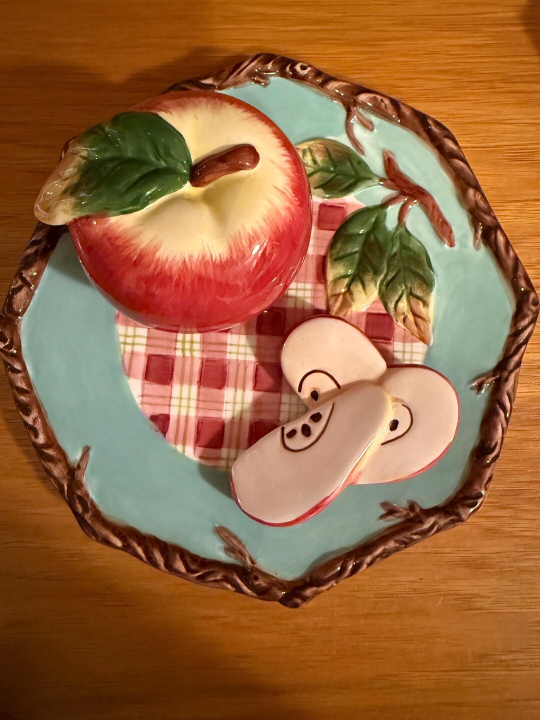 Vintage Style by Baum Bros- 3D Apple Plate - Etsy