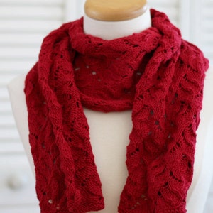 KNITTING PATTERN, the Red Red Scarf - Etsy