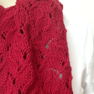 KNITTING PATTERN, the Red Red Scarf - Etsy