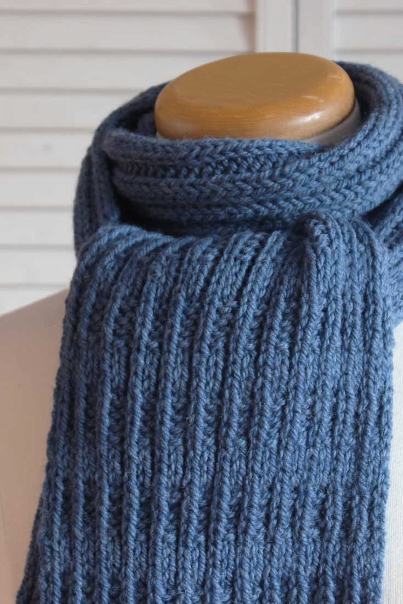 KNITTING PATTERN Blue Mist Scarf - Etsy Canada