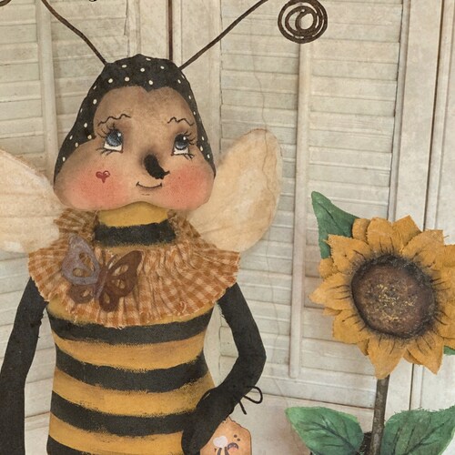 Primitive Bee and Sunflower Pattern Make-do E PATTERN - Etsy