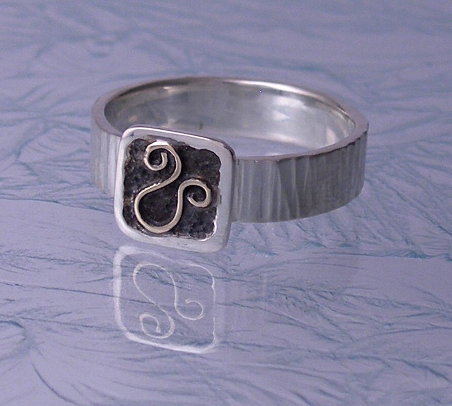 Leo Zodiac Jewelry Hand Made 14 K Yellow Gold Leo Symbol and Sterling ...