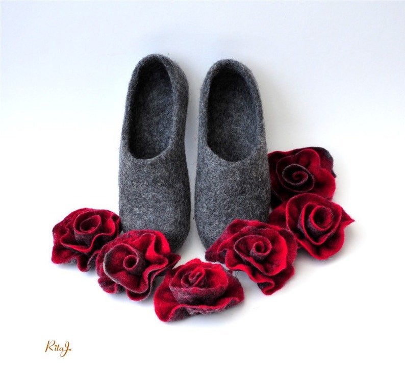 Felted Slippers "red&grey Roses" - Etsy