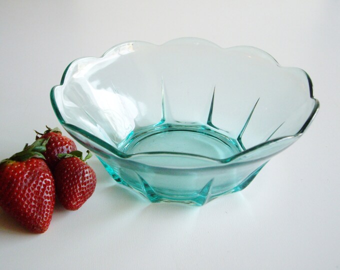 Vintage Turquoise Glass Bowl Anchor Hocking Aqua - Etsy