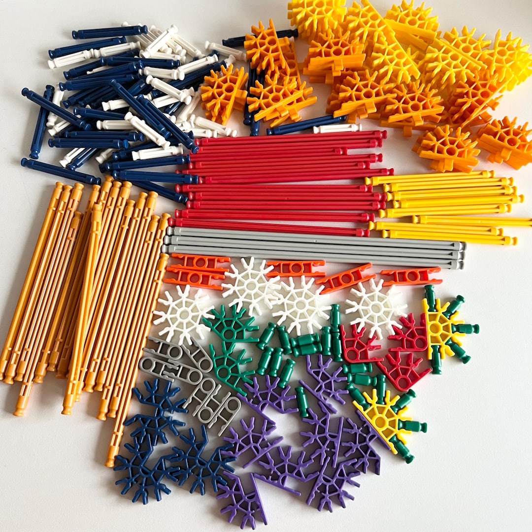 200 Knex Assorted Piece Set, as in Photo, Building Pieces, Rods and ...
