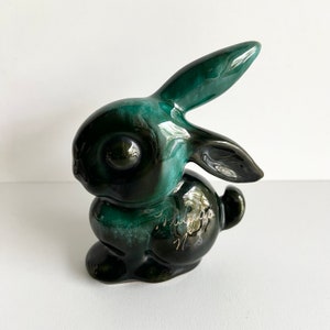 Blue Mountain Pottery, Small Rabbit or Bunny, BMP Black and Green Drip ...
