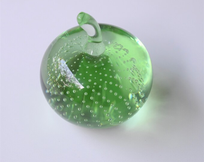 Green Glass Apple Paperweight, Controlled Bubble, Jaffe Rose, Czech ...