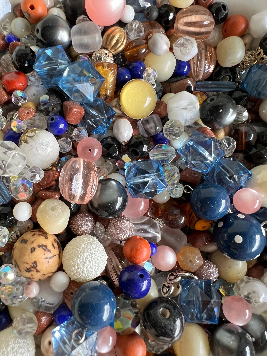 4 Oz Deluxe Vintage Bead Soup, Mix of Colours, Assorted Sizes, Glass ...