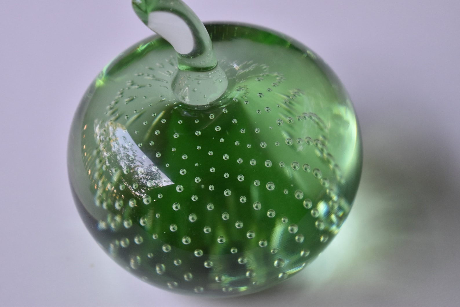 Green Glass Apple Paperweight Controlled Bubble Jaffe Rose | Etsy