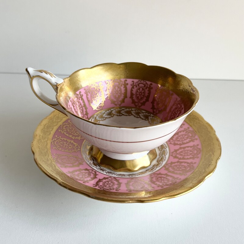 Footed Tea Cups - Etsy