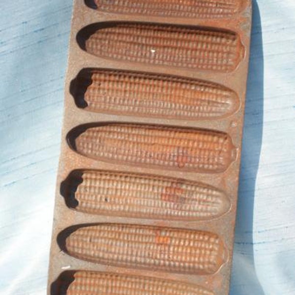Cast Iron Cornbread Mold - Etsy